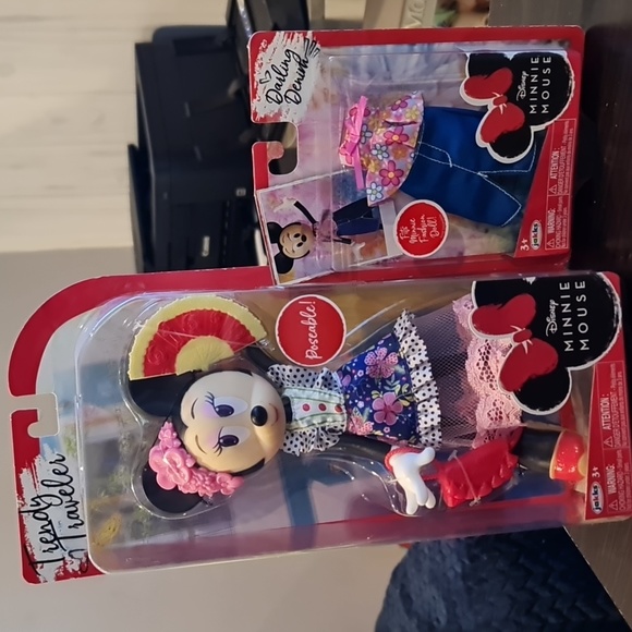 Disney | Toys | Disney Minnie Mouse Trendy Traveler Doll With Bonus ...